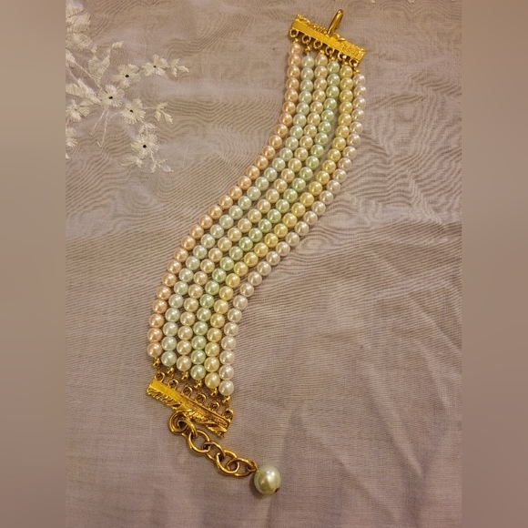 Joan Rivers | Jewelry | Vintage Joan Rivers Pastel Faux Pearl Bracelet ...